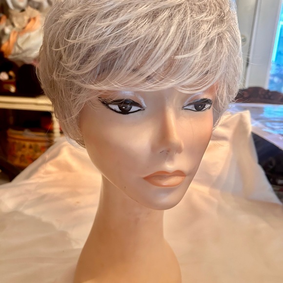 Gabor esswntials | Hair | Gabor Essentials Wig | Poshmark